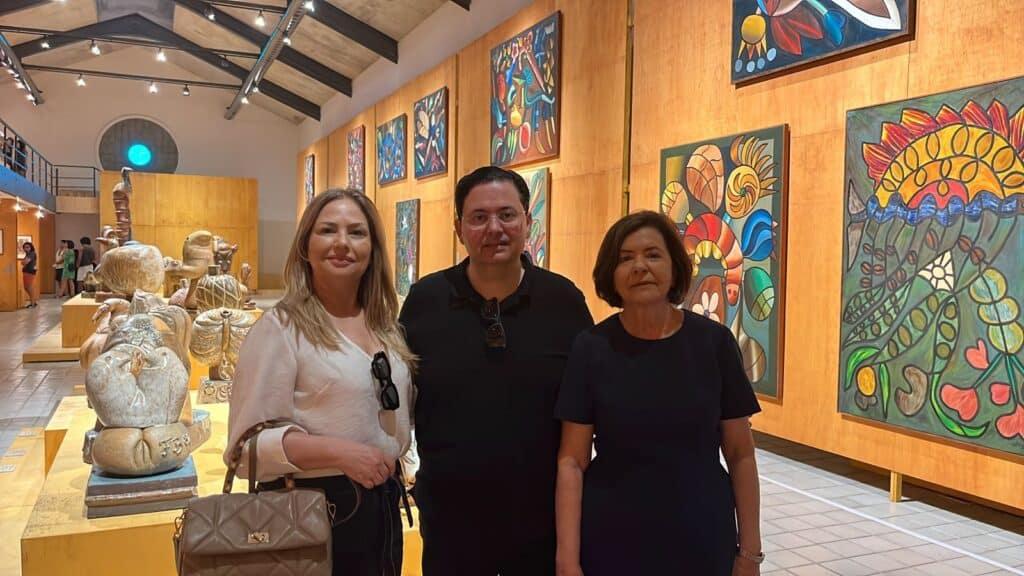 Visita guiada mostra obras e reconta história de Francisco Brennand no ...